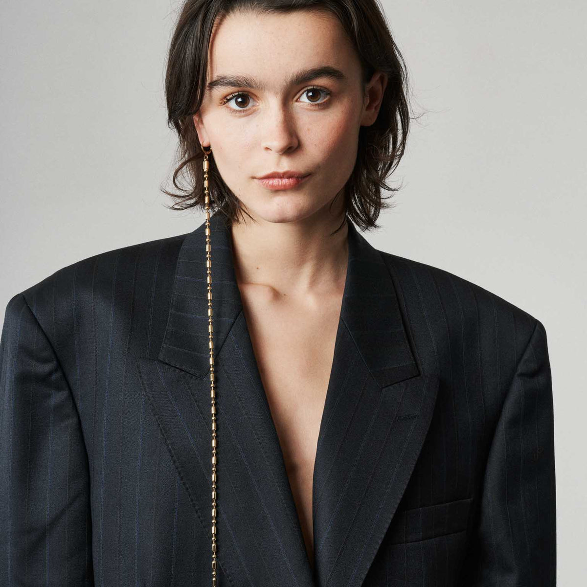 Long Bold Chain Stamp Earring White – domestique